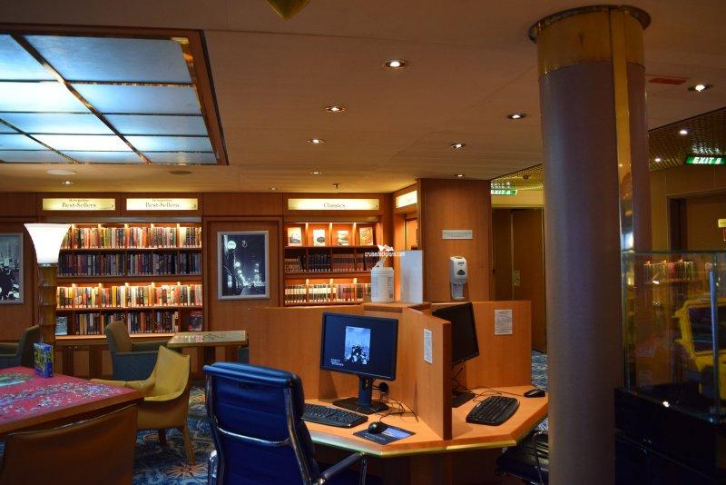 Zuiderdam Explorations Cafe Pictures
