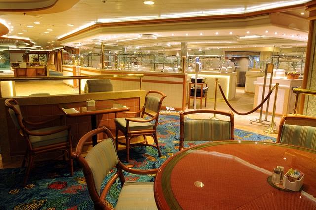 Grand Princess Horizon Court Pictures