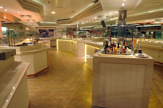 Grand Princess Horizon Court Pictures