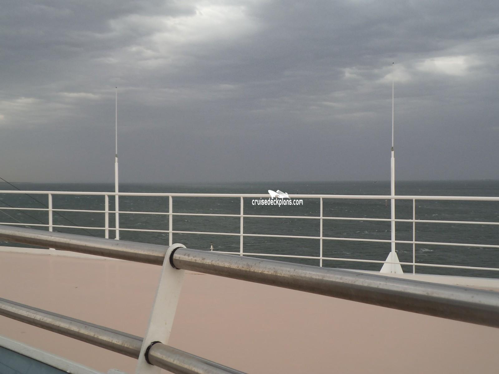 Golden Princess Bridge Top Deck Pictures