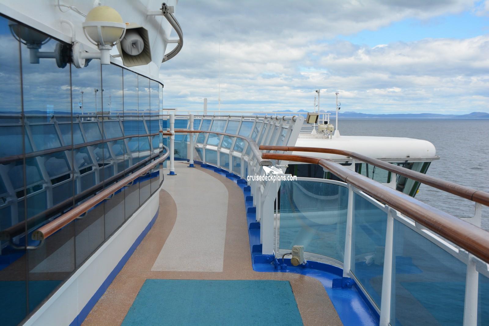 Golden Princess Bridge Top Deck Pictures