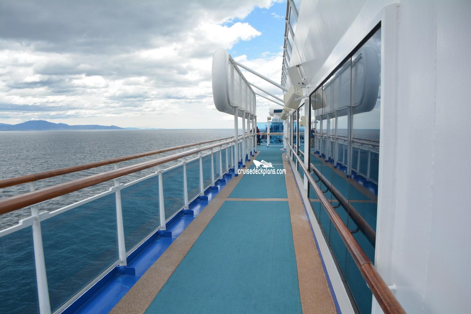 Golden Princess Sun Deck Pictures