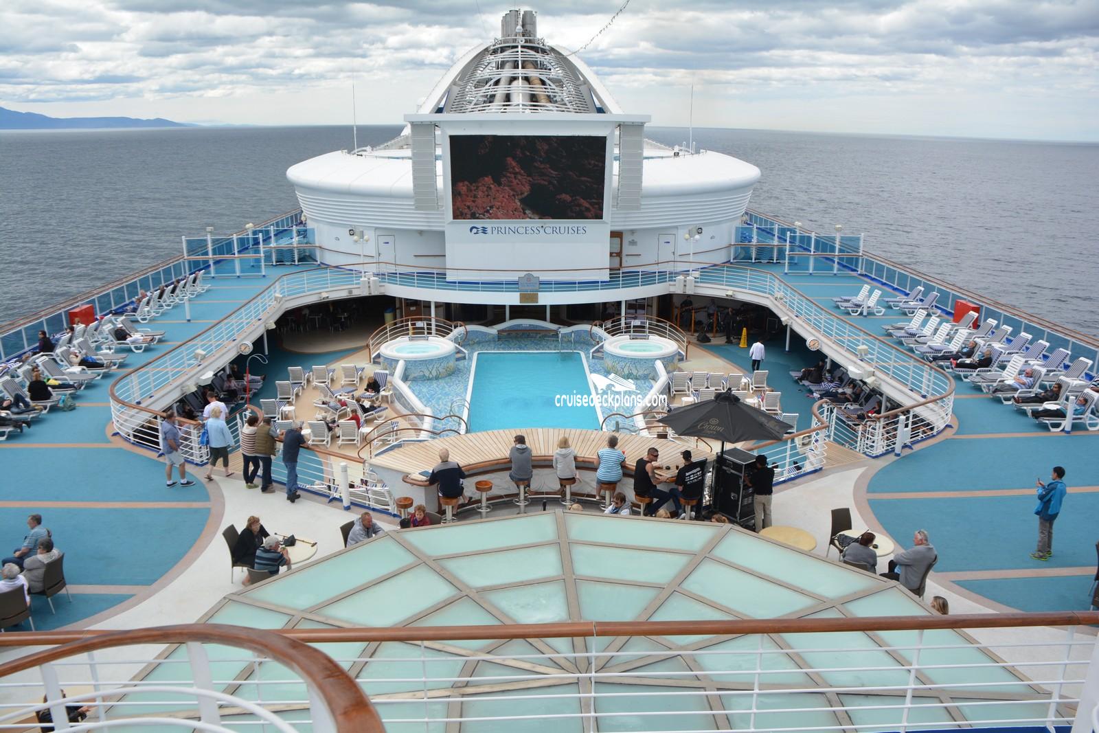 Golden Princess Movies Under the Stars Pictures