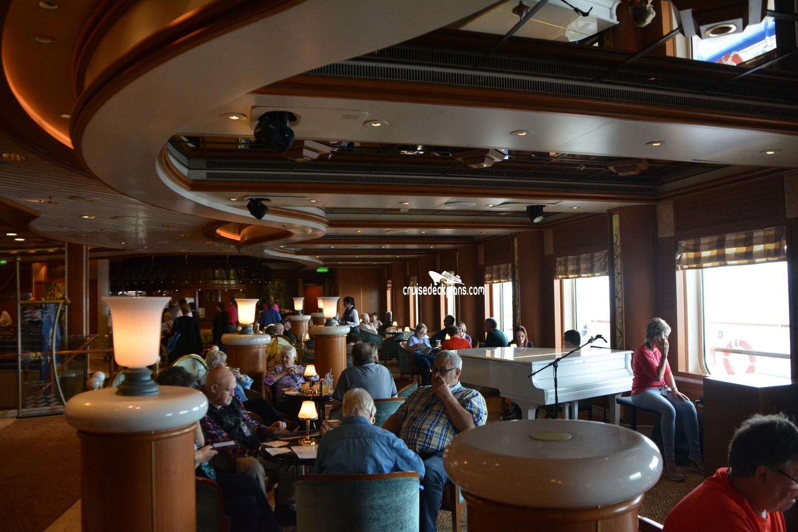 Golden Princess Promenade Lounge Pictures