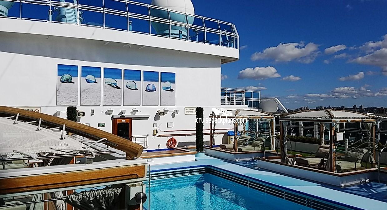 Regal Princess Retreat Pool Pictures