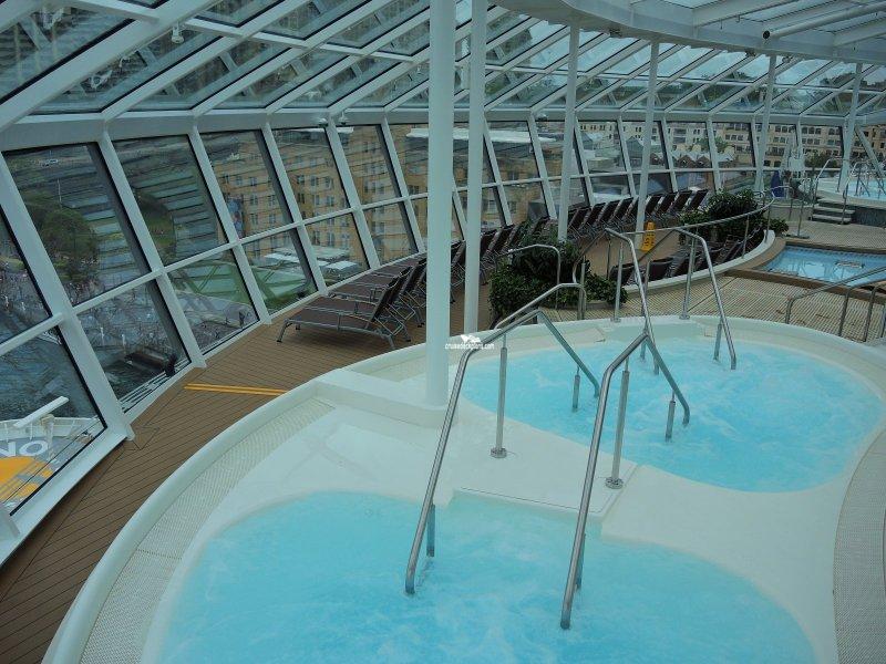 Ovation of the Seas Solarium Pictures