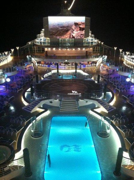 Regal Princess Fountain Pool Pictures
